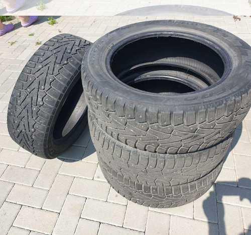 Pirelli Ice Zero 205/55 R16 94T