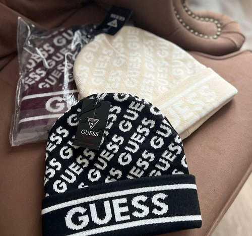 Шапка женская guess