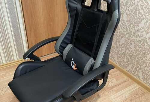 Компьютерное игровое кресло Nomad