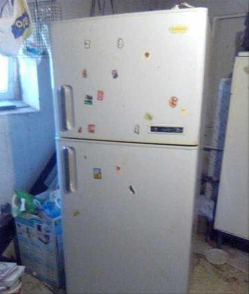 Холодильник 2-х камерный daewoo