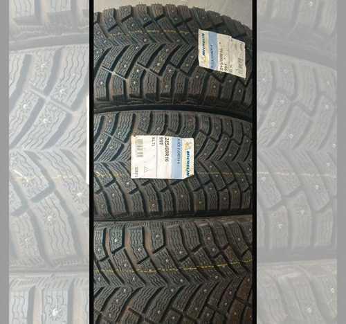 Michelin X-Ice North 4 215/60 R16 99T
