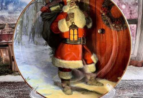 Тарелка декоративная Санта Клаус Royal Doulton