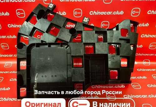 Кронштейн заднего бампера R большой lixiang L9