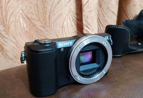 Компактный фотоаппарат sony a5000
