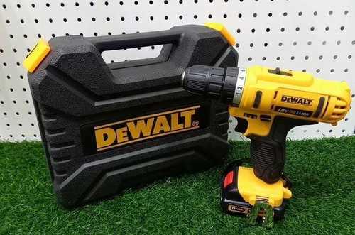 Шуруповерт Dewalt