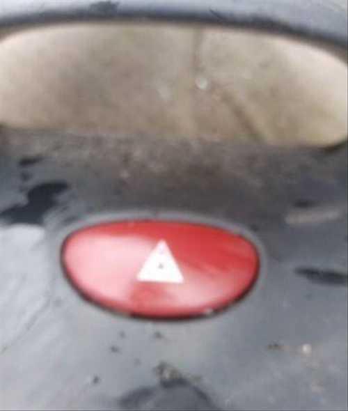 Кнопка аварийки Peugeot 206