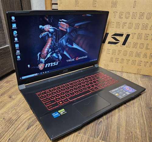 MSI katana 17 i5 12450H/16GB/SSD512+512/RTX3050