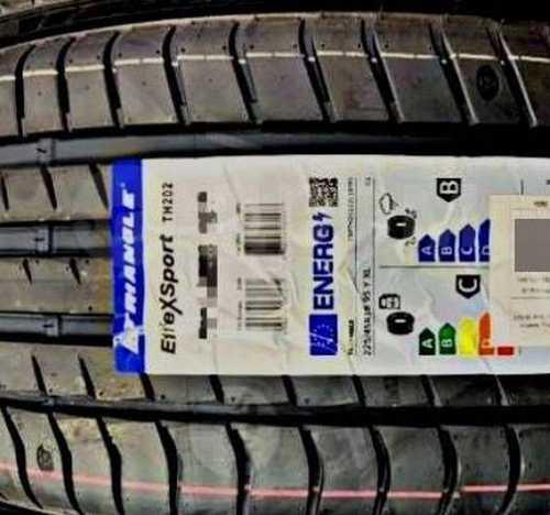 Triangle EffeXSport TH202 255/50 R19 и 285/45 R19 111Y