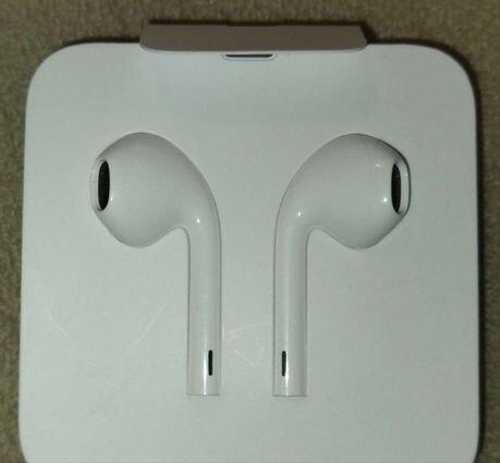 Оригинальные проводные наушники Apple earpods