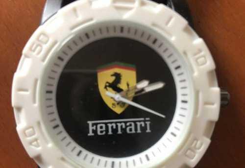 Часы наручные Ferrari с каучуковым ремешком