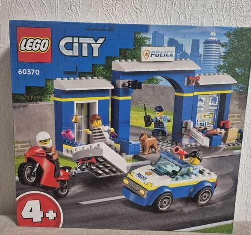 Lego city Побег из полицейского участка, 60370