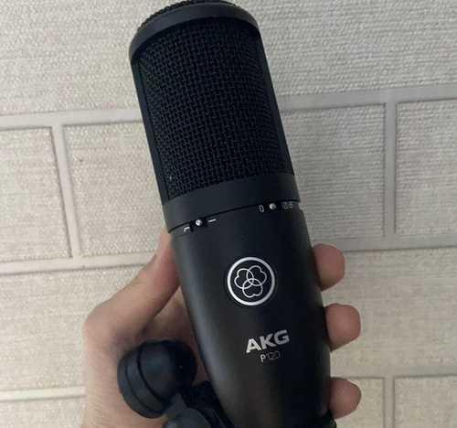 Студийный микрофон akg p120