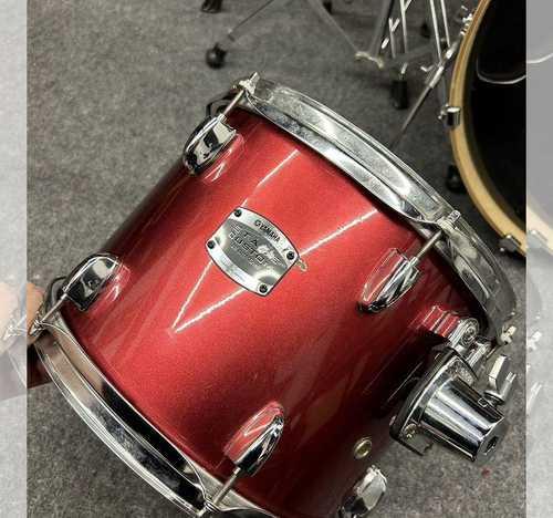 Том Yamaha Stage Custom 12"