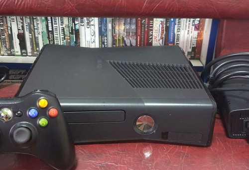 Xbox 360 Slim 500 Гб. 100 игр. Вариант 3. Freebot