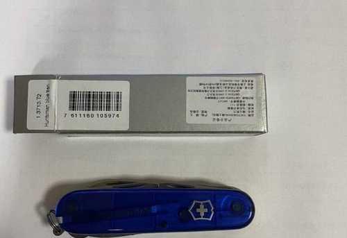 Нож перочинный Victorinox Huntsman 1.3713.3