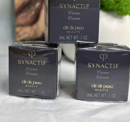 Крем CLÉ DE peau beauté synactif cream