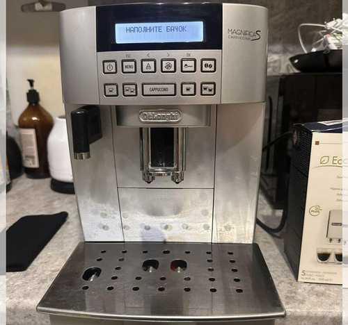 Кофемашина delonghi magnifica s cappuccino