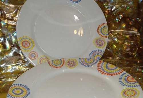 Две обеденные тарелки "Luminarc" 26.5см диаметр