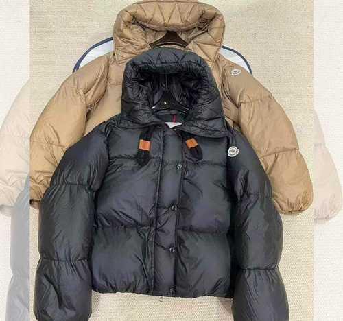 Пуховик Moncler