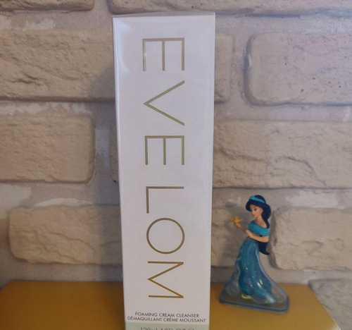Eve lom foaming cream cleanser