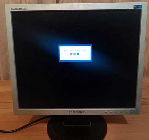 Монитор Samsung Syncmaster 723n