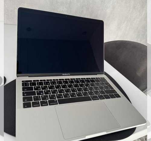 Ноутбук Apple MacBook Pro Retina 13"