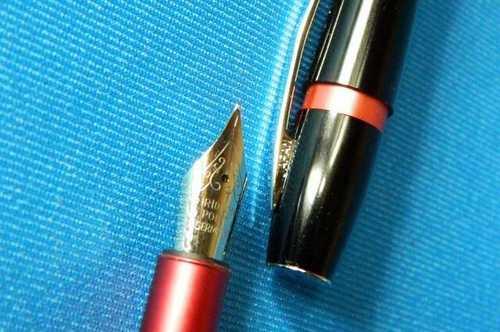 Перьевые ручки Muji и ohto Rook