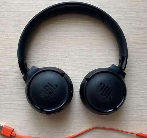 Беспроводные наушники jbl tune