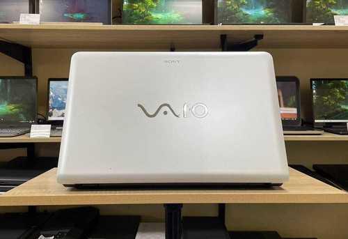 Ноутбук Sony Vaio Core i3, 8Gb, SSD, 17.3 гарантия