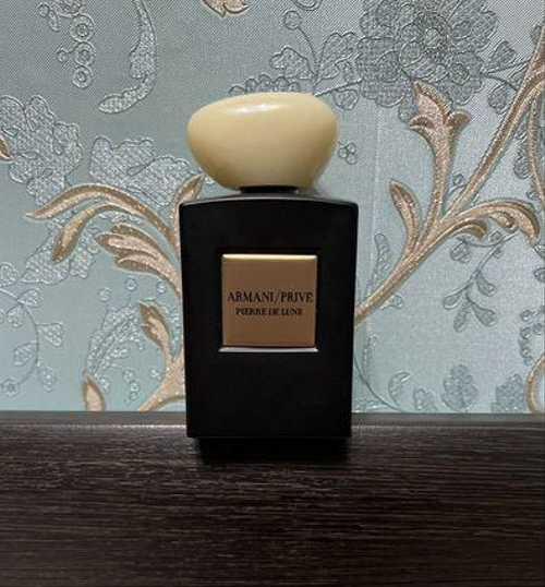 Armani Prive, Pierre de lune