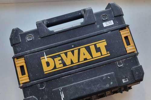 Перфоратор DeWalt D25133