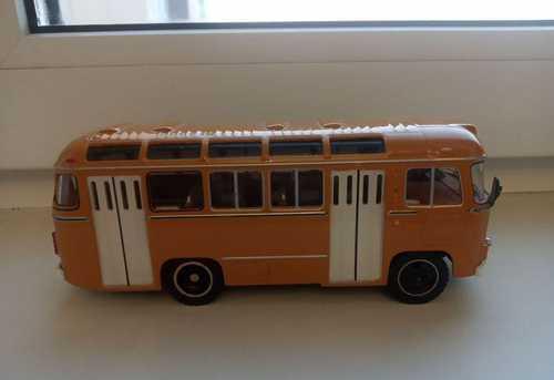 Модель автобуса паз-672 М classicbus 1:43