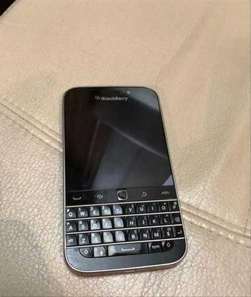 Телефон BlackBerry Classic