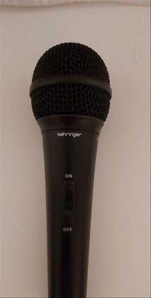 Вокальный микрофон Behringer