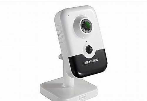 IP-видеокамера Hikvision DS-2CD2463G0-IW (2.8mm)