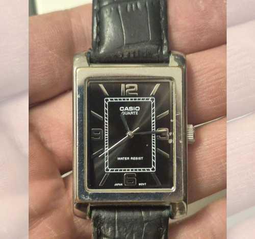 Наручные часы casio