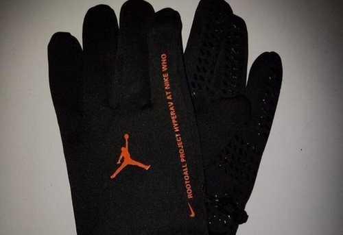 Перчатки Nike Jordan