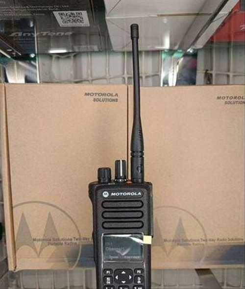 Профессиональная радиостанция Motorola DP4800e UHF