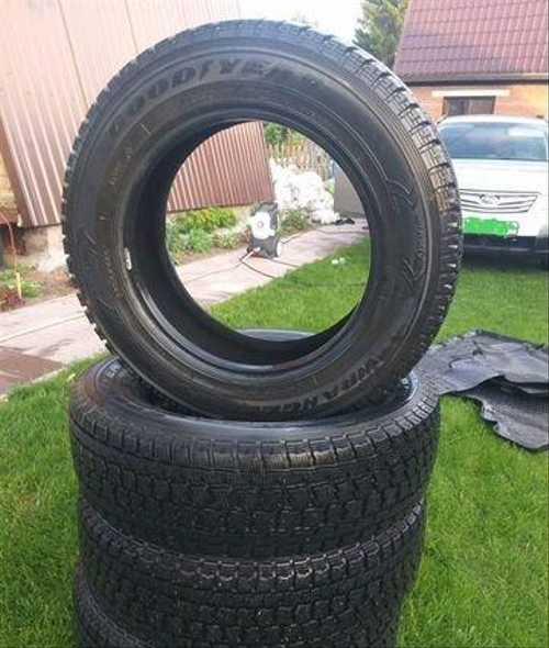 Goodyear Wrangler IP/N 225/65 R17