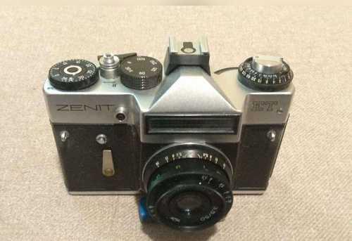 Zenit ET Плёночный зеркальный фотоаппарат