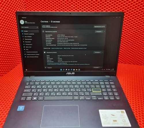 Ноутбук asus NoteBook R522M (топ)