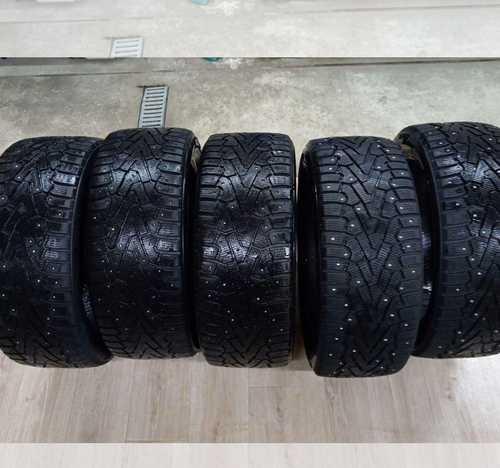 Pirelli Ice Zero 225/45 R17 94T