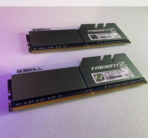 DDR4 G.Skill Trident Z RGB 16 GB 5066 Mhz