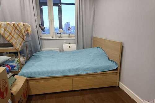 Кровать IKEA malm с матрасом