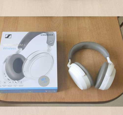 Наушники Sennheiser Momentum 4 Wireless Bluetooth