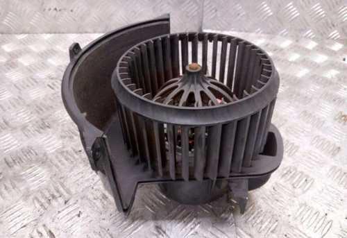Мотор печки Audi Q7 4LB casa 2008