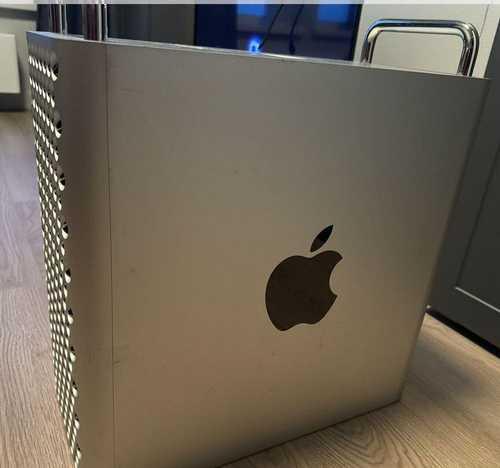 Mac Pro 2019 Xeon W 12-Core 32GB 580X 2TB