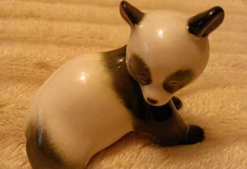 Фарфоровые статуэтки лфз медвежонок Панда
