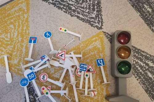 Детский игровой набор: светофор и дорожные знаки