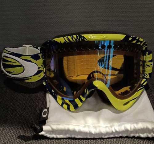 Горнолыжные очки Oakley детские